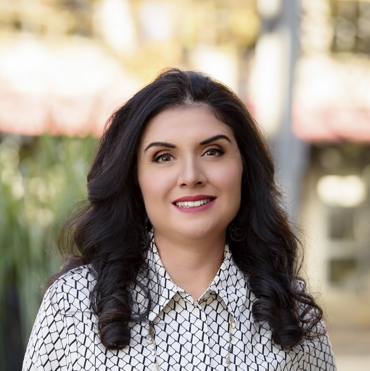 Welcome Maria Spitale-Leisk to The North Vancouver Chamber - North ...